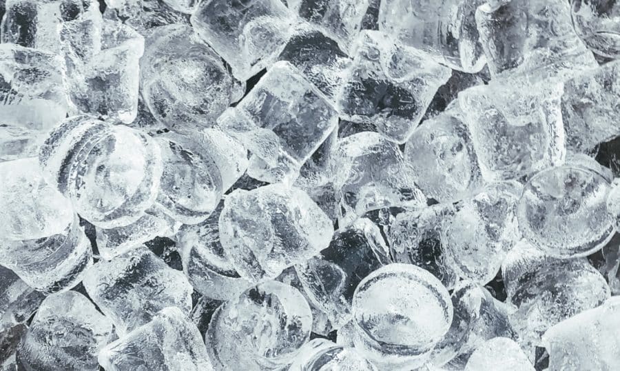 Tout savoir sur le glaçon, l'essentiel du cocktail